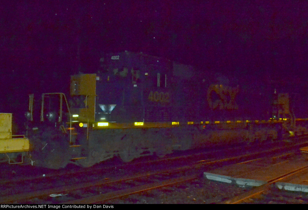 CSX SD40-3 4002 (Former CSX SD40-2 8026) trails an ES40DC on Q301-08